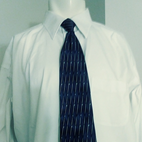 Roundtree & Yorke | Shirts | Roundtree And Sz 55x34 22 Free Gift Fitted ...